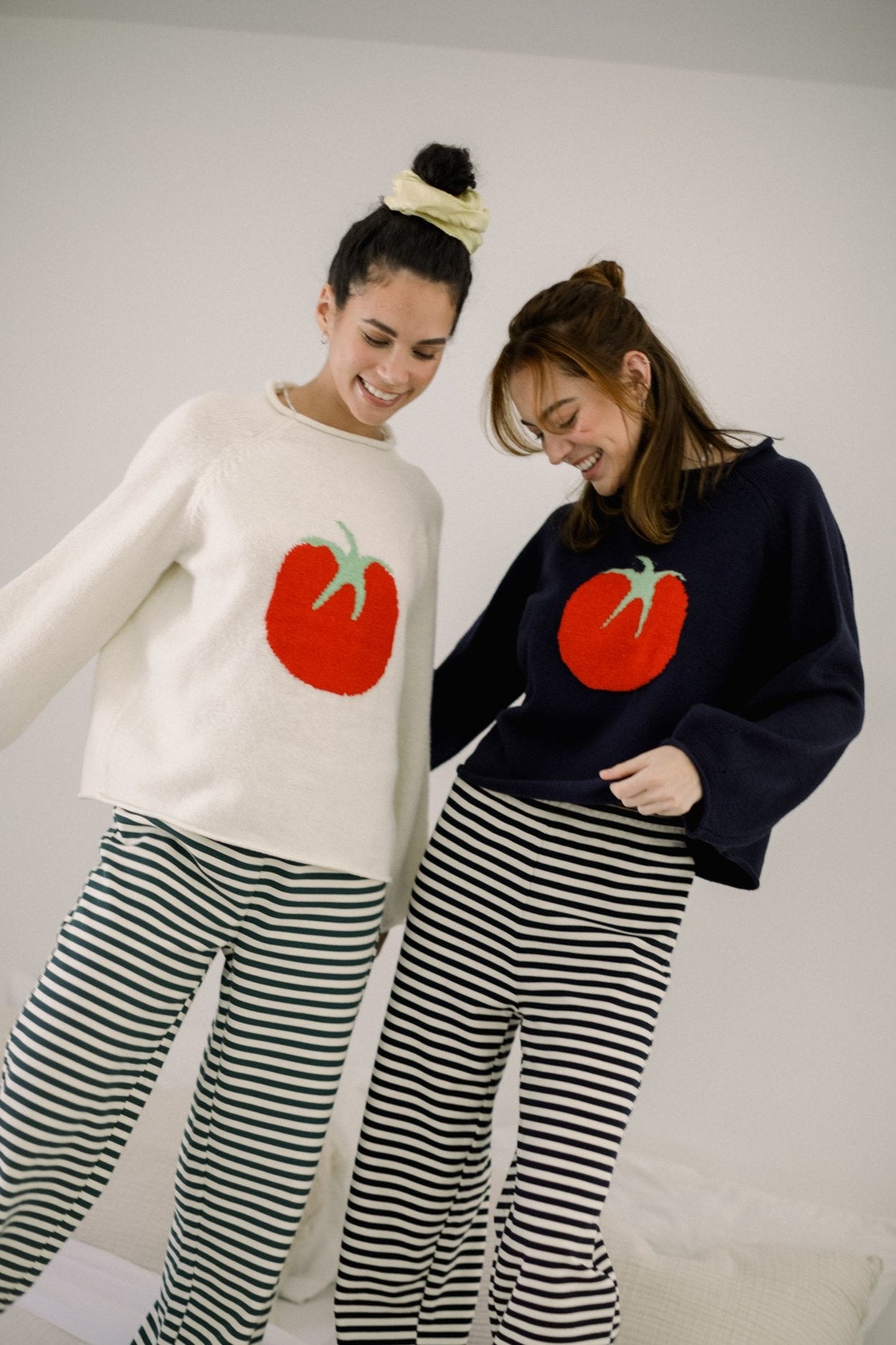 Tomato Sweater – thethingsbetween