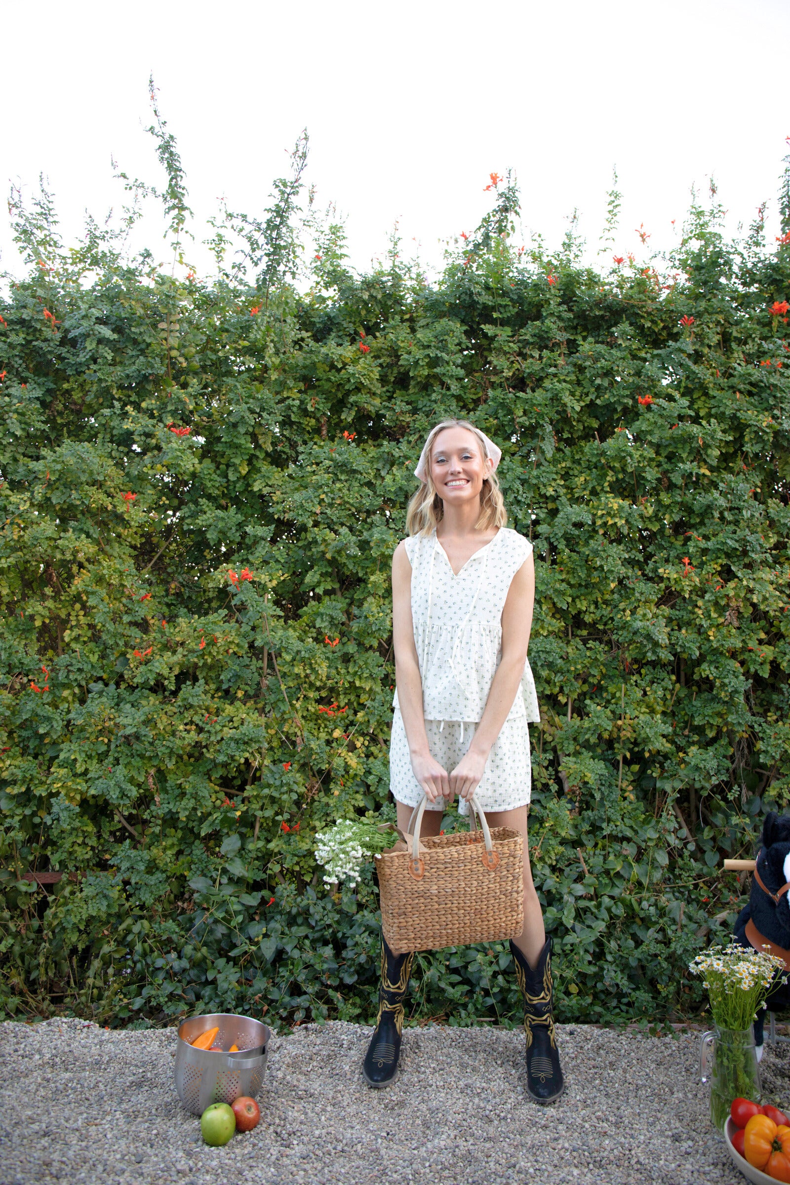 Hattie Top – thethingsbetween