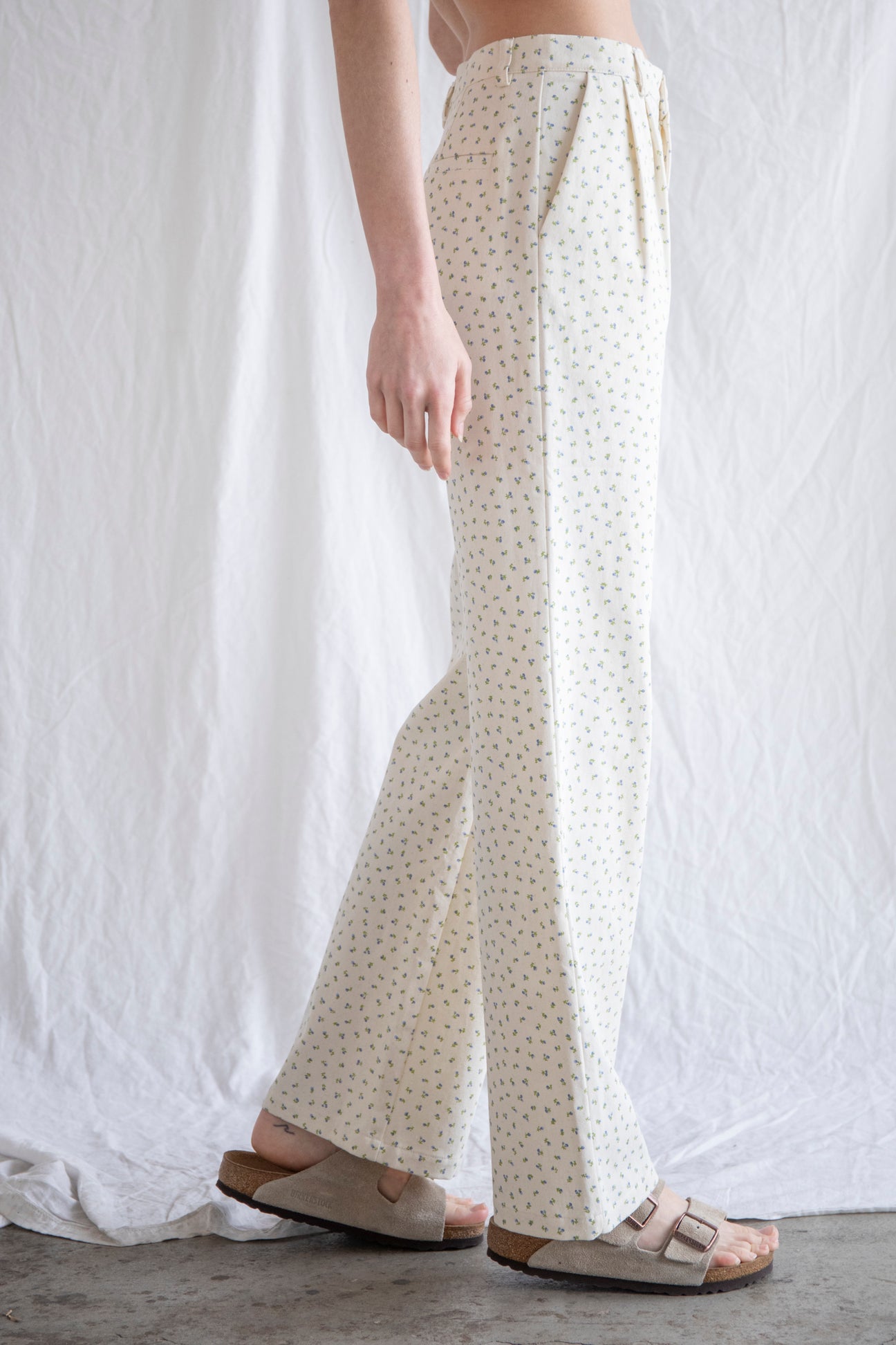 Benny Pants – thethingsbetween